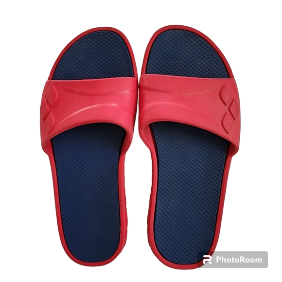 Arena | Shoes | Vguc Arena Womens Watergrip Slide Pool Sandals | Poshmark